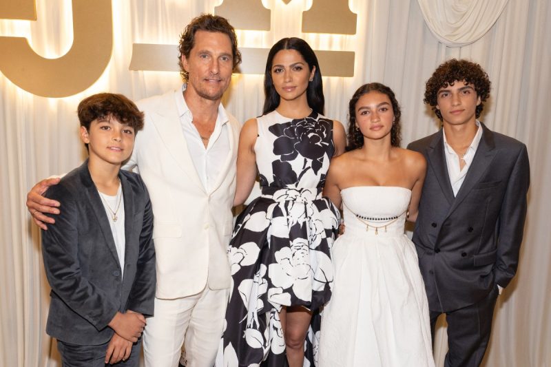 Közös családi képen Matthew McConaughey és gyerekei